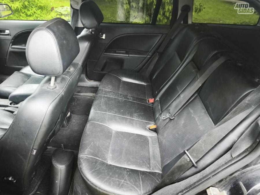 Black Ford Mondeo 2005 in Kaunas, with an engine capacity of 2.00 L and mileage of 250 thousand km for 499 €, photo 11 on AUTOMOTO.COM.LV