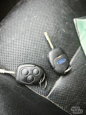 Black Ford Mondeo 2005 in Kaunas, with an engine capacity of 2.00 L and mileage of 250 thousand km for 499 €, photo 12 on AUTOMOTO.COM.LV