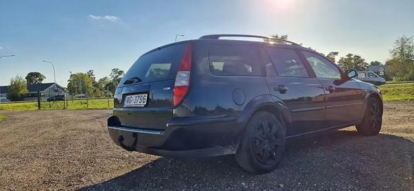Melns Ford Mondeo 2005 Daugavpils, ar dzinēja tilpumu 2.00 L un nobraukumu 333 tūkst. km par 995 €, foto 5 vietnē AUTOMOTO.COM.LV
