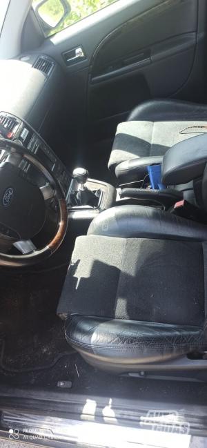 Melns Ford Mondeo 2005 Kauņa, ar dzinēja tilpumu 2.00 L un nobraukumu 298 tūkst. km par 1250 €, foto 8 vietnē AUTOMOTO.COM.LV