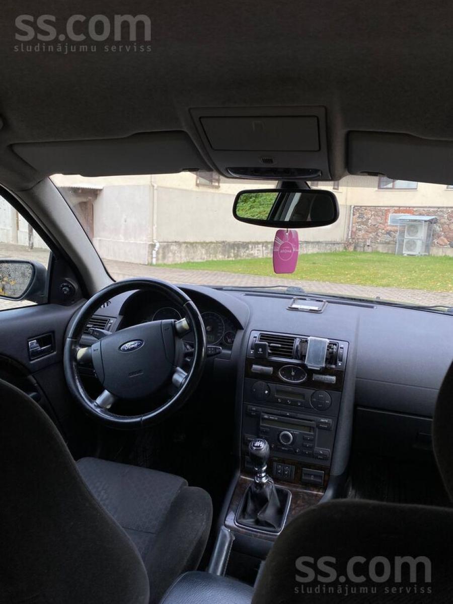Melns Ford Mondeo 2005 Balvi, ar dzinēja tilpumu 2.00 L un nobraukumu 345 tūkst. km par 400 €, foto 3 vietnē AUTOMOTO.COM.LV