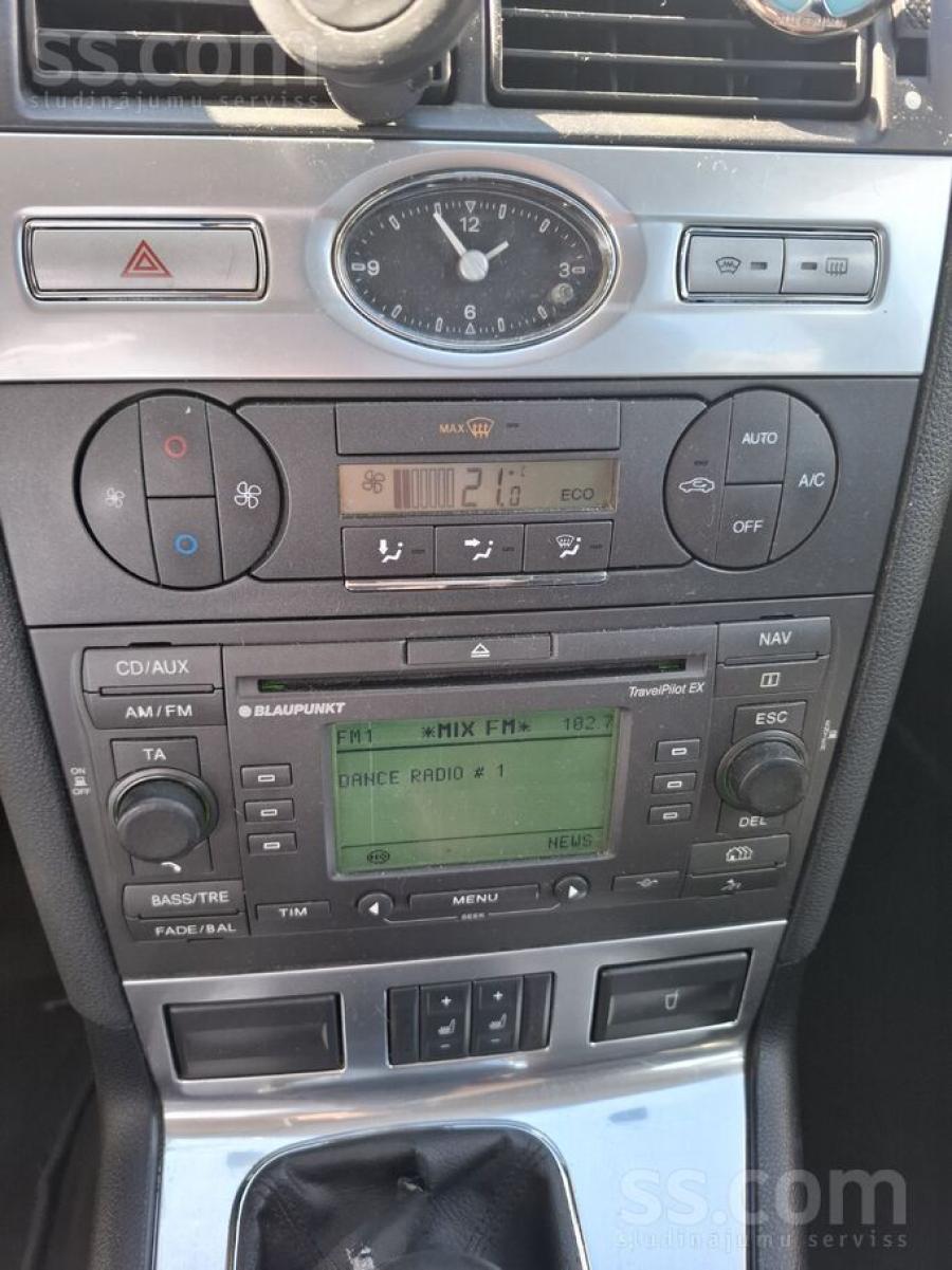Black Ford Mondeo 2006 in Riga, with an engine capacity of 2.00 L and mileage of 208 thousand km for 1200 €, photo 13 on AUTOMOTO.COM.LV