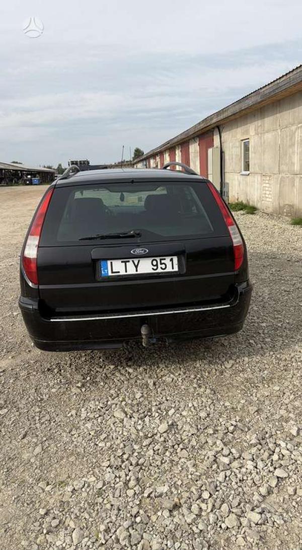 Black Ford Mondeo 2006 in Vilnius, with an engine capacity of 2.00 L and mileage of 402 thousand km for 700 €, photo 5 on AUTOMOTO.COM.LV