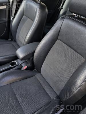Melns Ford Mondeo 2006 Kuldīga, ar dzinēja tilpumu 2.20 L un nobraukumu 480 tūkst. km par 1200 €, foto 7 vietnē AUTOMOTO.COM.LV