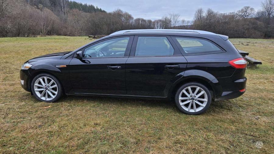 Black Ford Mondeo 2007 in Raseiniai, with an engine capacity of 2.00 L and mileage of 204 thousand km for 2550 €, photo 7 on AUTOMOTO.COM.LV