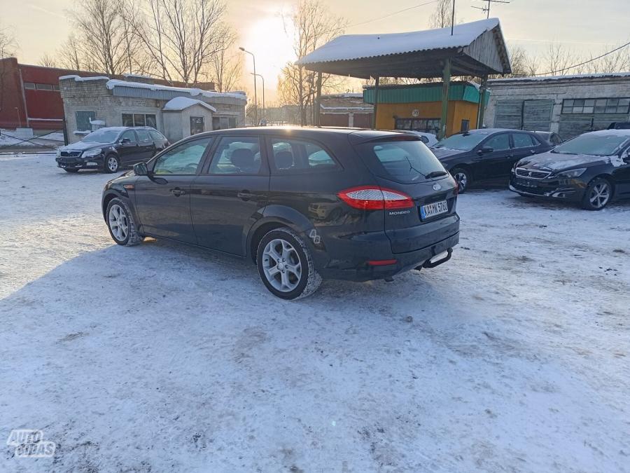 Melns Ford Mondeo 2007 Telšiai, ar dzinēja tilpumu 2.00 L un nobraukumu 300 tūkst. km par 2199 €, foto 5 vietnē AUTOMOTO.COM.LV