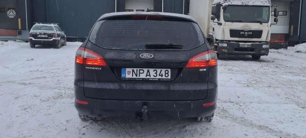 Melns Ford Mondeo 2007 Viļņa, ar dzinēja tilpumu 2.00 L un nobraukumu 324 tūkst. km par 1950 €, foto 8 vietnē AUTOMOTO.COM.LV
