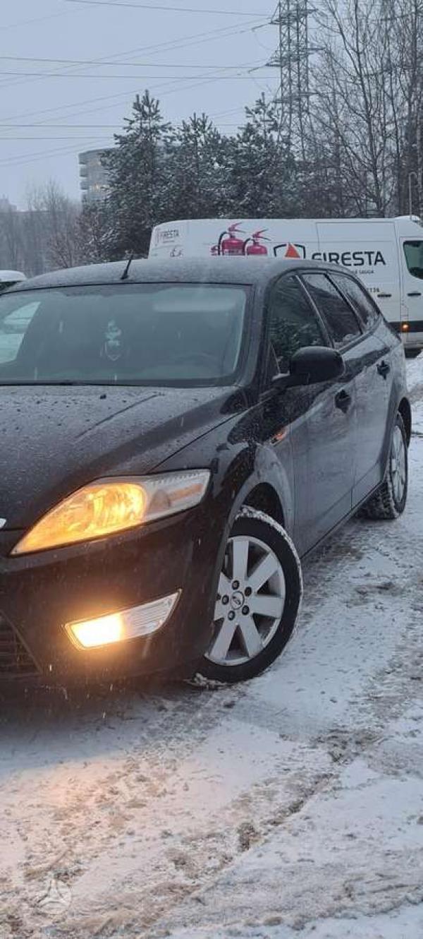 Melns Ford Mondeo 2007 Viļņa, ar dzinēja tilpumu 2.00 L un nobraukumu 324 tūkst. km par 1950 €, foto 9 vietnē AUTOMOTO.COM.LV