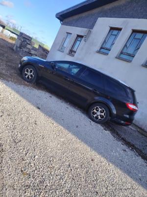 Melns Ford Mondeo 2007 Paide, ar dzinēja tilpumu 2.00 L un nobraukumu 330 tūkst. km par 3500 €, foto 9 vietnē AUTOMOTO.COM.LV