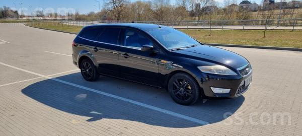 Melns Ford Mondeo 2007 Rēzekne, ar dzinēja tilpumu 2.00 L un nobraukumu 302 tūkst. km par 2200 €, foto 3 vietnē AUTOMOTO.COM.LV