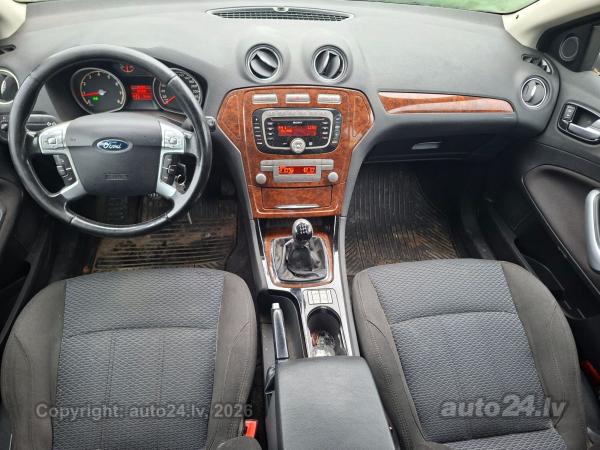 Melns Ford Mondeo 2007 Tallina, ar dzinēja tilpumu 2.00 L un nobraukumu 229 tūkst. km par 1199 €, foto 10 vietnē AUTOMOTO.COM.LV