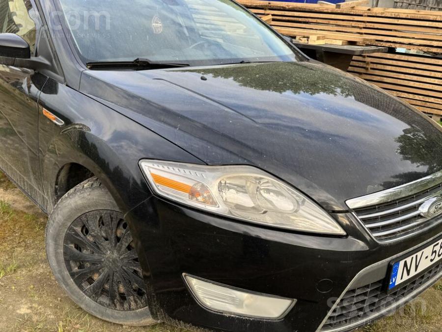 Черный Форд Мондео 2007 в Рига, объемом двигателя 2.00 л и пробегом 323 тыс. км за 1300 €, фото 1 на AUTOMOTO.COM.LV