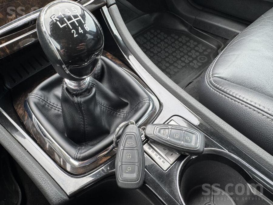 Melns Ford Mondeo 2007 Rīga, ar dzinēja tilpumu 2.00 L un nobraukumu 0 tūkst. km par 2590 €, foto 20 vietnē AUTOMOTO.COM.LV