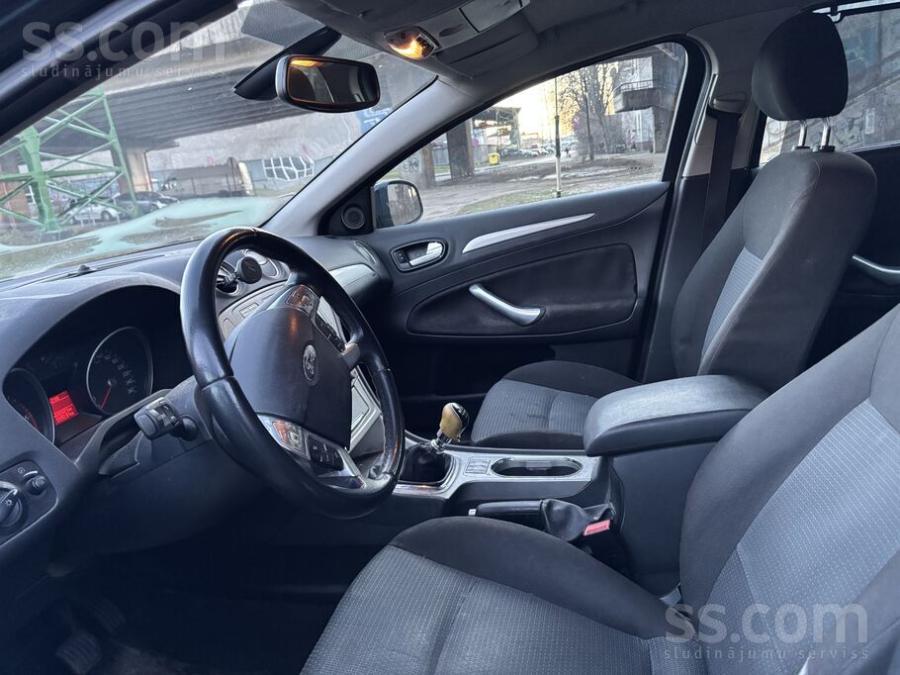 Black Ford Mondeo 2007 in Riga, with an engine capacity of 2.00 L and mileage of 478 thousand km for 900 €, photo 7 on AUTOMOTO.COM.LV