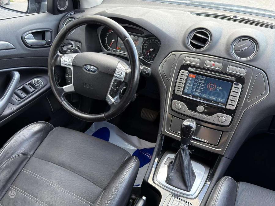 Black Ford Mondeo 2007 in Vilnius, with an engine capacity of 2.00 L and mileage of 312 thousand km for 1950 €, photo 17 on AUTOMOTO.COM.LV