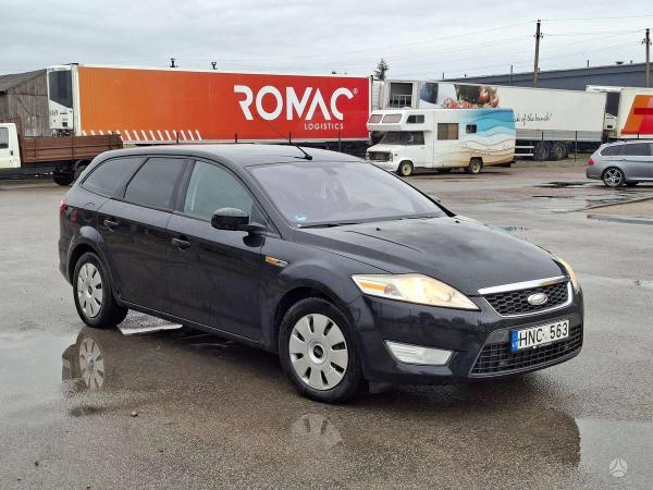 Black Ford Mondeo 2007 in Plunge, with an engine capacity of 2.00 L and mileage of 352 thousand km for 1250 €, photo 6 on AUTOMOTO.COM.LV