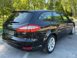 Black Ford Mondeo 2007 in Marijampole, with an engine capacity of 2.00 L and mileage of 285 thousand km for 2500 €, photo 5 on AUTOMOTO.COM.LV