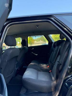 Black Ford Mondeo 2007 in Marijampole, with an engine capacity of 2.00 L and mileage of 285 thousand km for 2500 €, photo 12 on AUTOMOTO.COM.LV