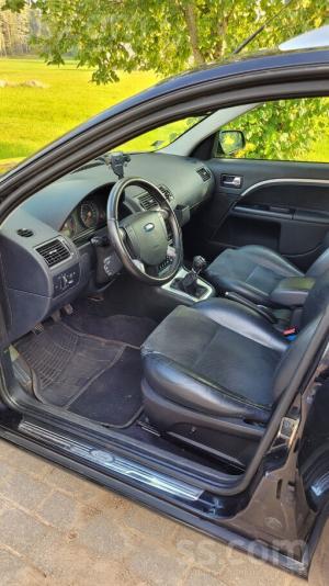Melns Ford Mondeo 2007 Rīga, ar dzinēja tilpumu 2.00 L un nobraukumu 356 tūkst. km par 850 €, foto 5 vietnē AUTOMOTO.COM.LV