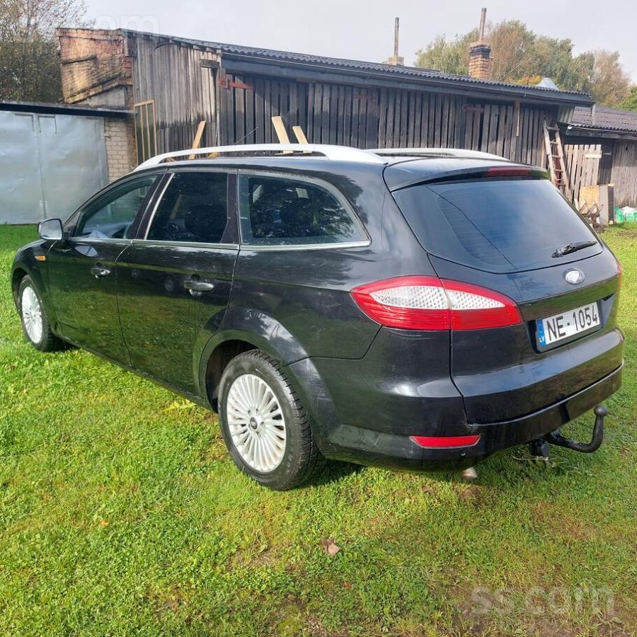 Melns Ford Mondeo 2007 Rīga, ar dzinēja tilpumu 2.00 L un nobraukumu 368 tūkst. km par 1150 €, foto 4 vietnē AUTOMOTO.COM.LV