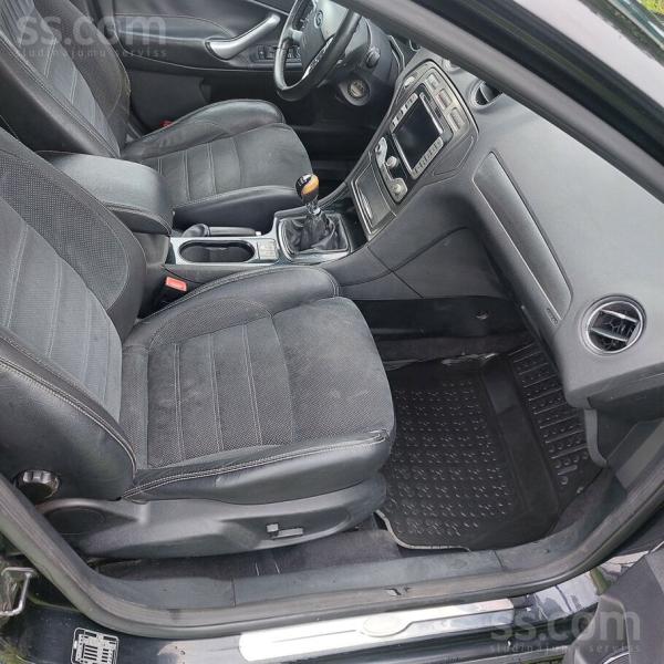Melns Ford Mondeo 2007 Rīga, ar dzinēja tilpumu 2.00 L un nobraukumu 368 tūkst. km par 1150 €, foto 10 vietnē AUTOMOTO.COM.LV