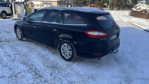 Black Ford Mondeo 2008 in Vilnius, with an engine capacity of 1.80 L and mileage of 350 thousand km for 1650 €, photo 8 on AUTOMOTO.COM.LV