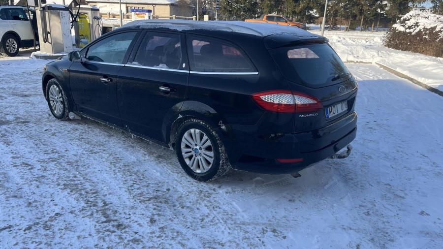 Black Ford Mondeo 2008 in Vilnius, with an engine capacity of 1.80 L and mileage of 350 thousand km for 1650 €, photo 8 on AUTOMOTO.COM.LV