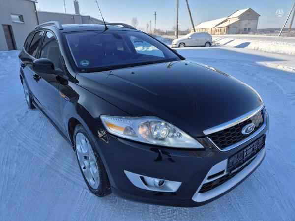Black Ford Mondeo 2008 in Alytus, with an engine capacity of 2.20 L and mileage of 294 thousand km for 3450 €, photo 4 on AUTOMOTO.COM.LV
