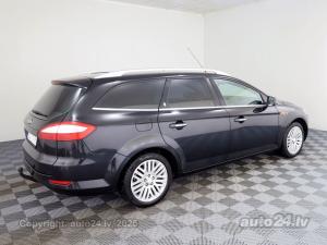 Melns Ford Mondeo 2008 Tallina, ar dzinēja tilpumu 2.00 L un nobraukumu 422 tūkst. km par 1599 €, foto 3 vietnē AUTOMOTO.COM.LV