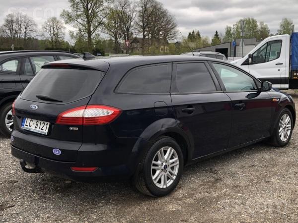 Melns Ford Mondeo 2008 Cēsis, ar dzinēja tilpumu 1.80 L un nobraukumu 0 tūkst. km par 1690 €, foto 3 vietnē AUTOMOTO.COM.LV