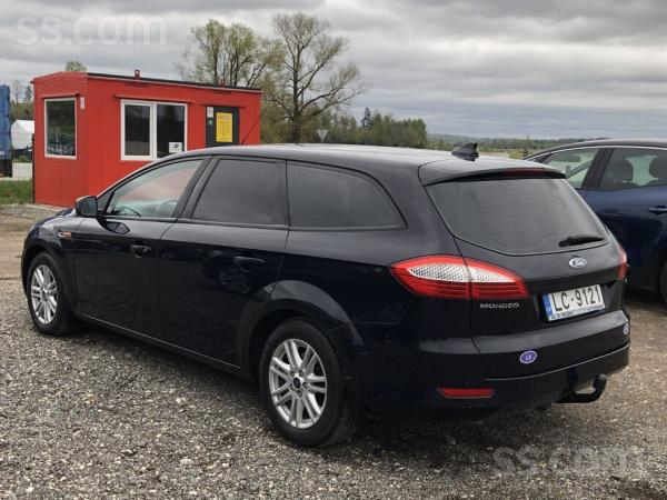Melns Ford Mondeo 2008 Cēsis, ar dzinēja tilpumu 1.80 L un nobraukumu 0 tūkst. km par 1690 €, foto 4 vietnē AUTOMOTO.COM.LV