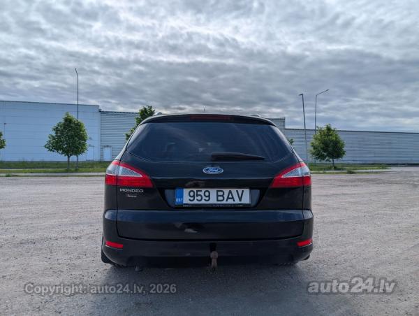 Black Ford Mondeo 2008 in Tartu, with an engine capacity of 2.00 L and mileage of 198 thousand km for 3500 €, photo 9 on AUTOMOTO.COM.LV