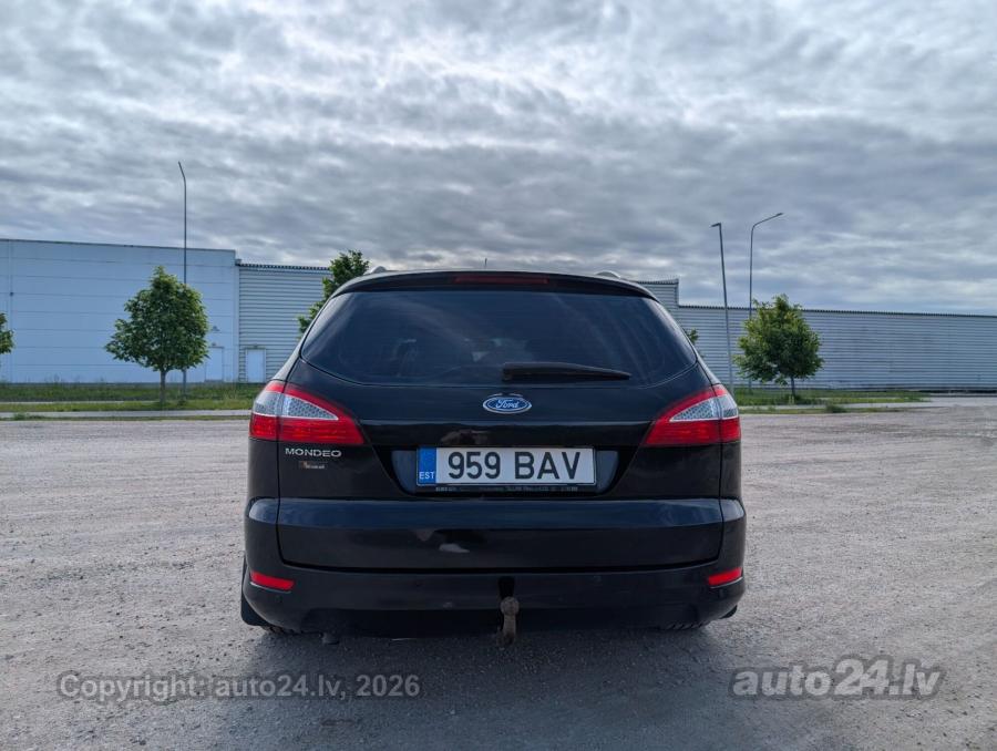 Melns Ford Mondeo 2008 Tartu, ar dzinēja tilpumu 2.00 L un nobraukumu 198 tūkst. km par 3500 €, foto 10 vietnē AUTOMOTO.COM.LV