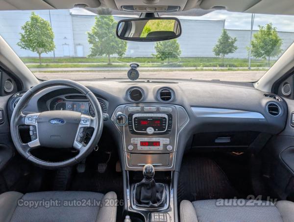 Black Ford Mondeo 2008 in Tartu, with an engine capacity of 2.00 L and mileage of 198 thousand km for 3500 €, photo 10 on AUTOMOTO.COM.LV