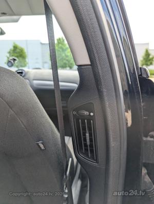 Melns Ford Mondeo 2008 Tartu, ar dzinēja tilpumu 2.00 L un nobraukumu 198 tūkst. km par 3500 €, foto 19 vietnē AUTOMOTO.COM.LV