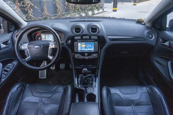 Melns Ford Mondeo 2008 Klaipėda, ar dzinēja tilpumu 2.00 L un nobraukumu 293 tūkst. km par 2350 €, foto 8 vietnē AUTOMOTO.COM.LV