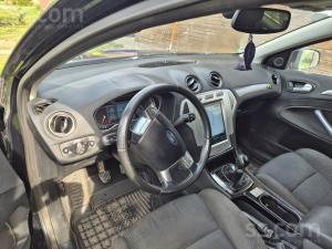 Melns Ford Mondeo 2008 Jelgava, ar dzinēja tilpumu 2.00 L un nobraukumu 245 tūkst. km par 1800 €, foto 4 vietnē AUTOMOTO.COM.LV
