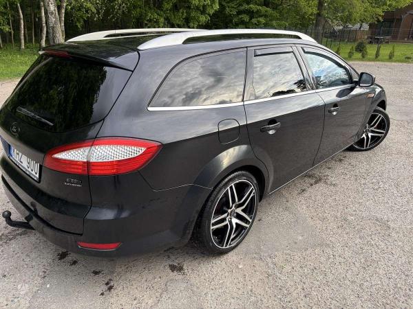 Melns Ford Mondeo 2008 Klaipėda, ar dzinēja tilpumu 2.00 L un nobraukumu 390 tūkst. km par 2300 €, foto 7 vietnē AUTOMOTO.COM.LV