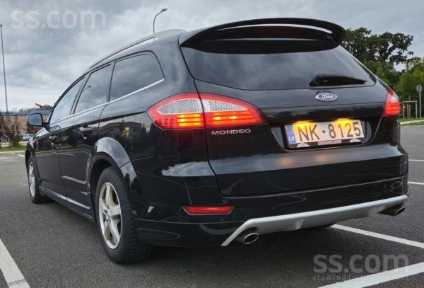 Black Ford Mondeo 2008 in Jelgava, with an engine capacity of 2.20 L and mileage of 263 thousand km for 3500 €, photo 4 on AUTOMOTO.COM.LV