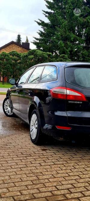 Black Ford Mondeo 2008 in Vilnius, with an engine capacity of 2.00 L and mileage of 327 thousand km for 1900 €, photo 5 on AUTOMOTO.COM.LV