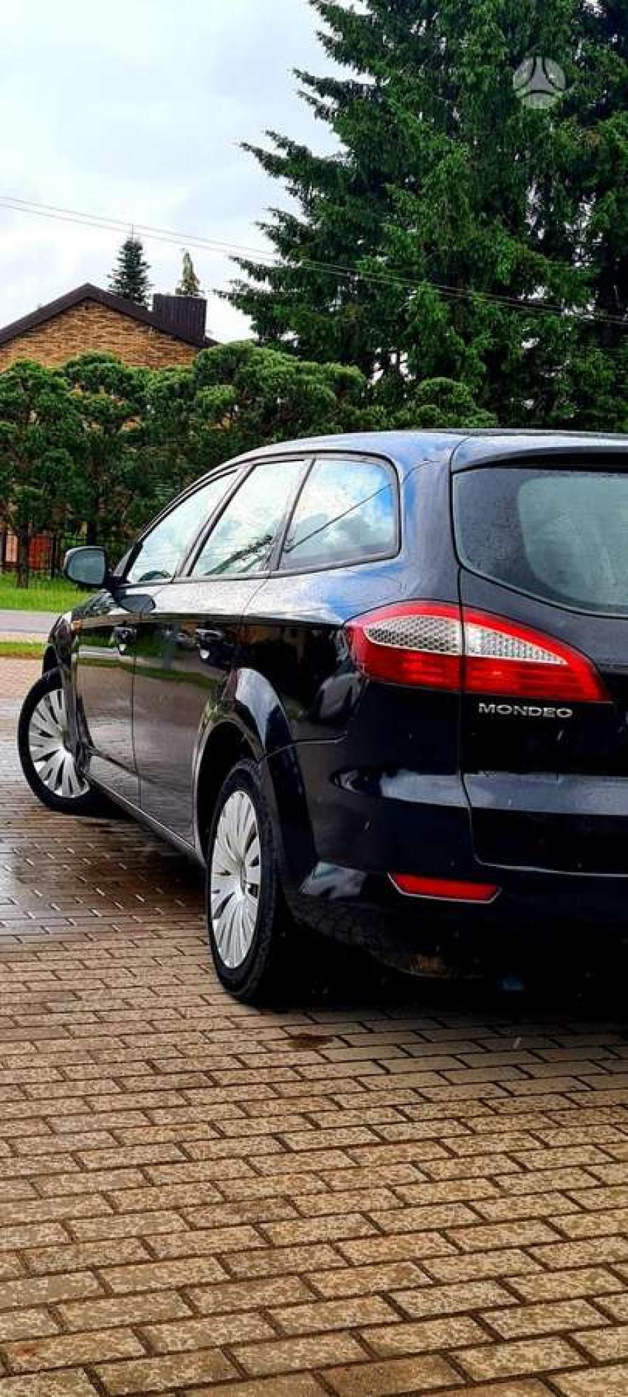 Black Ford Mondeo 2008 in Vilnius, with an engine capacity of 2.00 L and mileage of 327 thousand km for 1900 €, photo 5 on AUTOMOTO.COM.LV