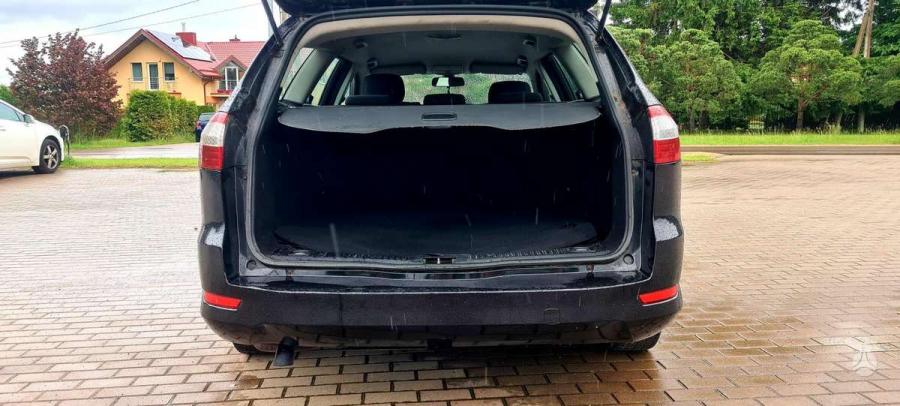 Black Ford Mondeo 2008 in Vilnius, with an engine capacity of 2.00 L and mileage of 327 thousand km for 1900 €, photo 23 on AUTOMOTO.COM.LV