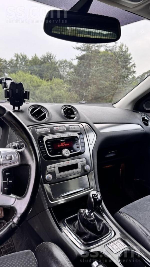 Melns Ford Mondeo 2008 Kuldīga, ar dzinēja tilpumu 2.00 L un nobraukumu 250 tūkst. km par 1700 €, foto 5 vietnē AUTOMOTO.COM.LV