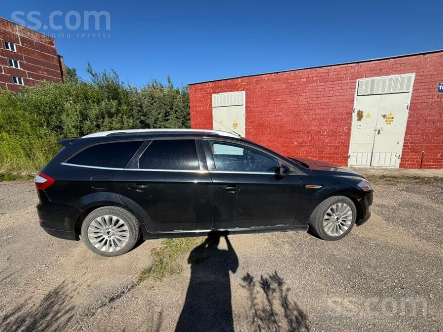 Black Ford Mondeo 2008 in Rezekne, with an engine capacity of 2.00 L and mileage of 419 thousand km for 3000 €, photo 5 on AUTOMOTO.COM.LV