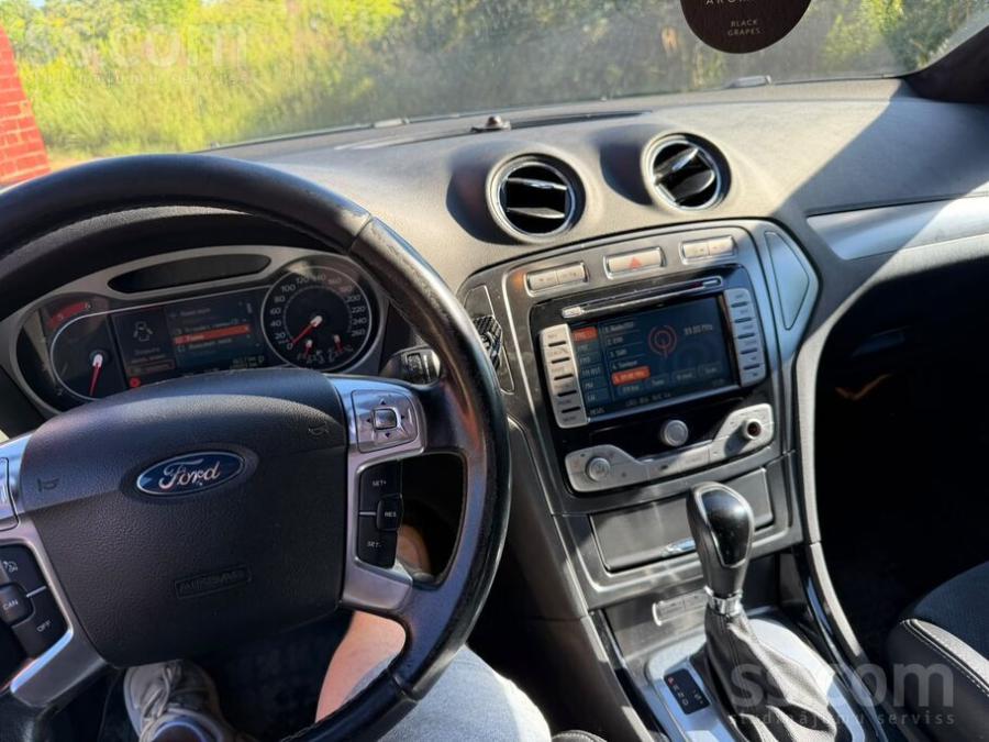 Black Ford Mondeo 2008 in Rezekne, with an engine capacity of 2.00 L and mileage of 419 thousand km for 3000 €, photo 13 on AUTOMOTO.COM.LV