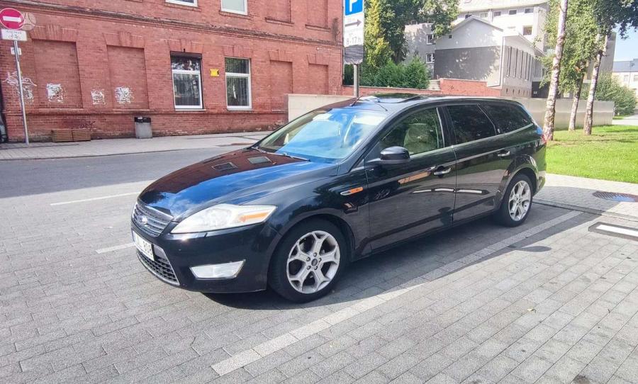 Black Ford Mondeo 2008 in Panevezys, with an engine capacity of 1.75 L and mileage of 290 thousand km for 2400 €, photo 10 on AUTOMOTO.COM.LV
