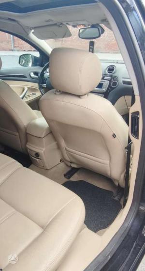 Black Ford Mondeo 2008 in Panevezys, with an engine capacity of 1.75 L and mileage of 290 thousand km for 2400 €, photo 13 on AUTOMOTO.COM.LV