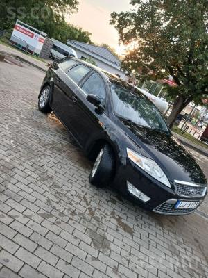Melns Ford Mondeo 2008 Rēzekne, ar dzinēja tilpumu 2.00 L un nobraukumu 287 tūkst. km par 3500 €, foto 4 vietnē AUTOMOTO.COM.LV