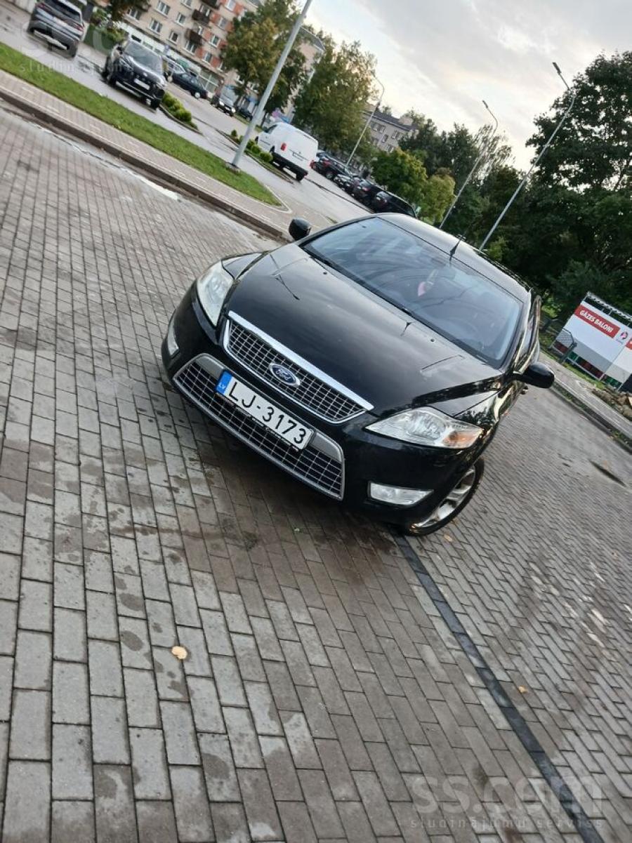Melns Ford Mondeo 2008 Rēzekne, ar dzinēja tilpumu 2.00 L un nobraukumu 287 tūkst. km par 3500 €, foto 5 vietnē AUTOMOTO.COM.LV