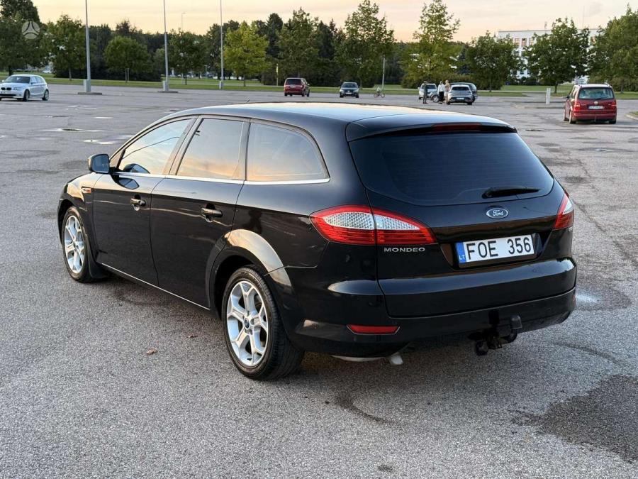 Melns Ford Mondeo 2008 Kauņa, ar dzinēja tilpumu 2.00 L un nobraukumu 406 tūkst. km par 1900 €, foto 4 vietnē AUTOMOTO.COM.LV